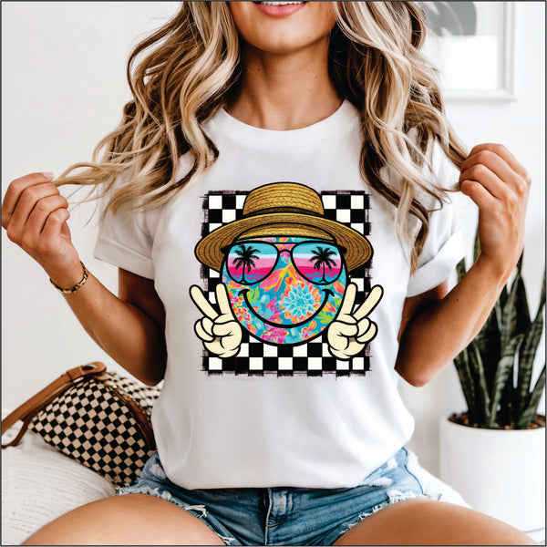 Smiley Tourist – Sweet Tee Transfers